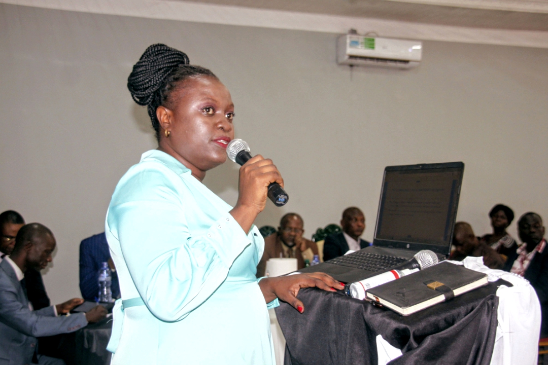 Madame Grâce-Judith Mafulu: Conférence sur l'Intelligence Artificielle ...